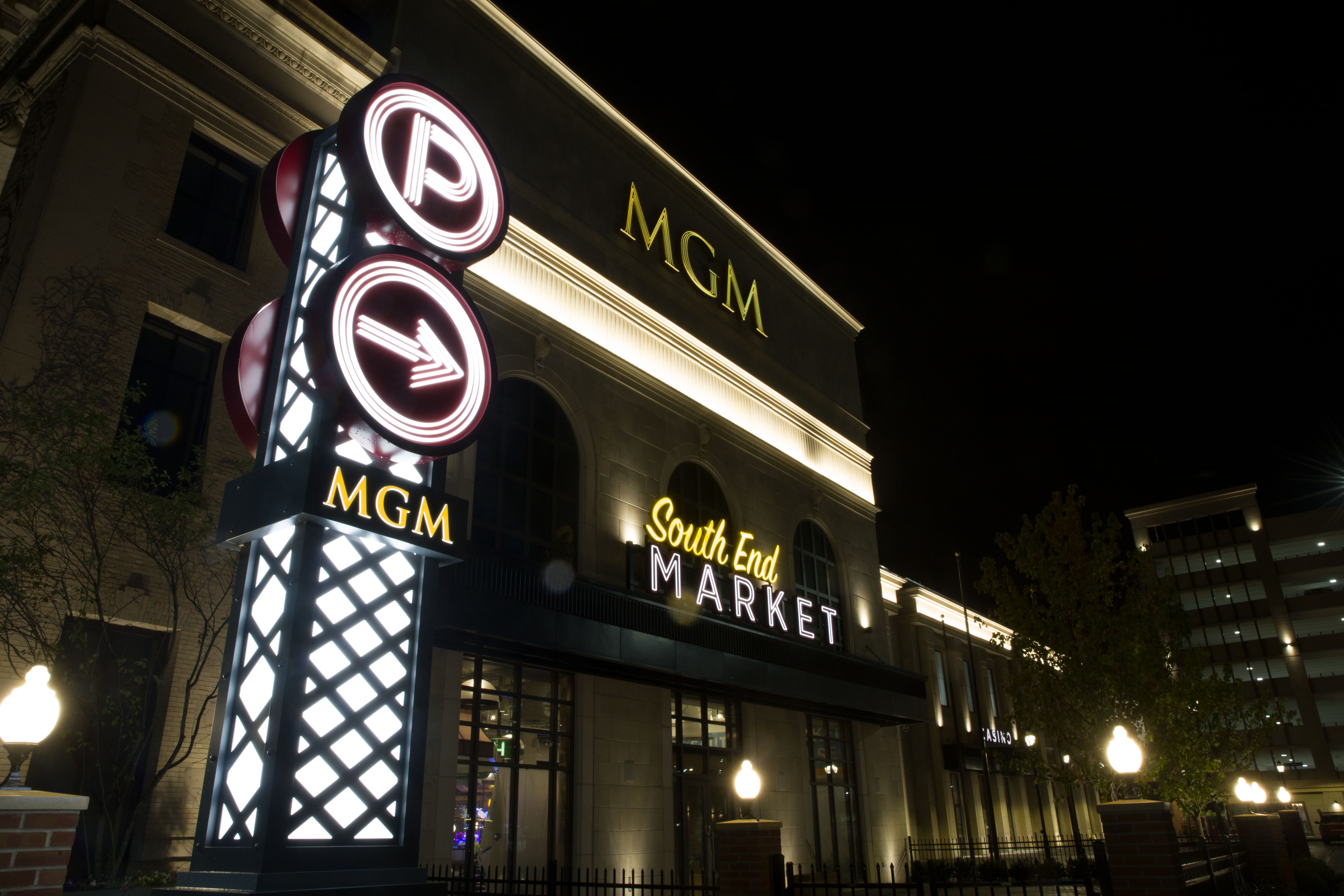 Two Twelve • MGM Springfield