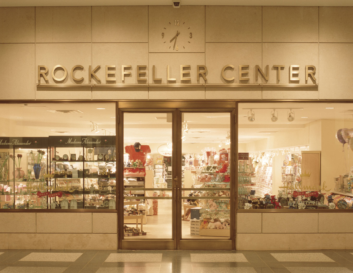 Two Twelve • Rockefeller Center Retail Concourse