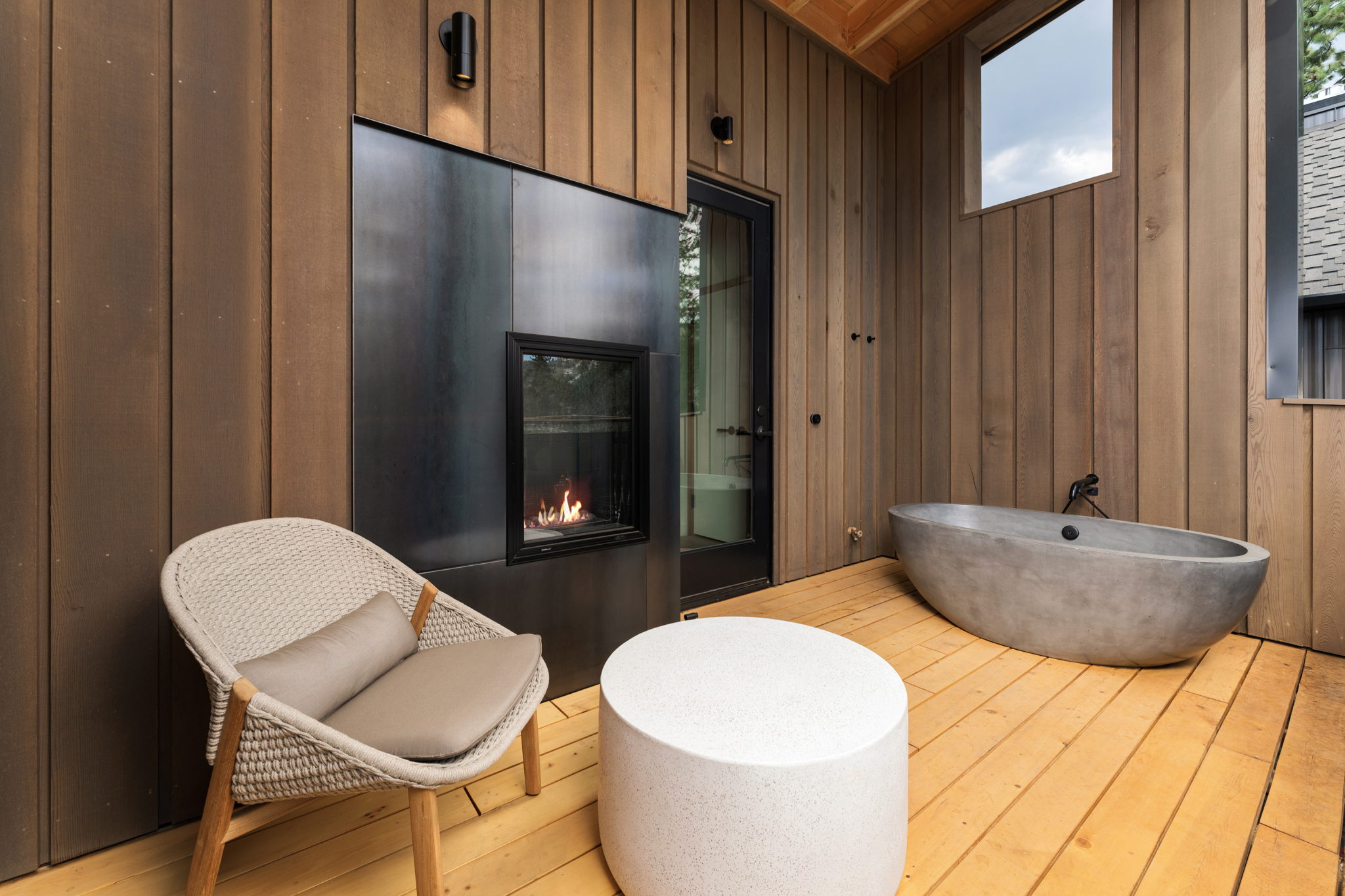 Desolation Hotel - Lake Tahoe and Hope Valley, CA