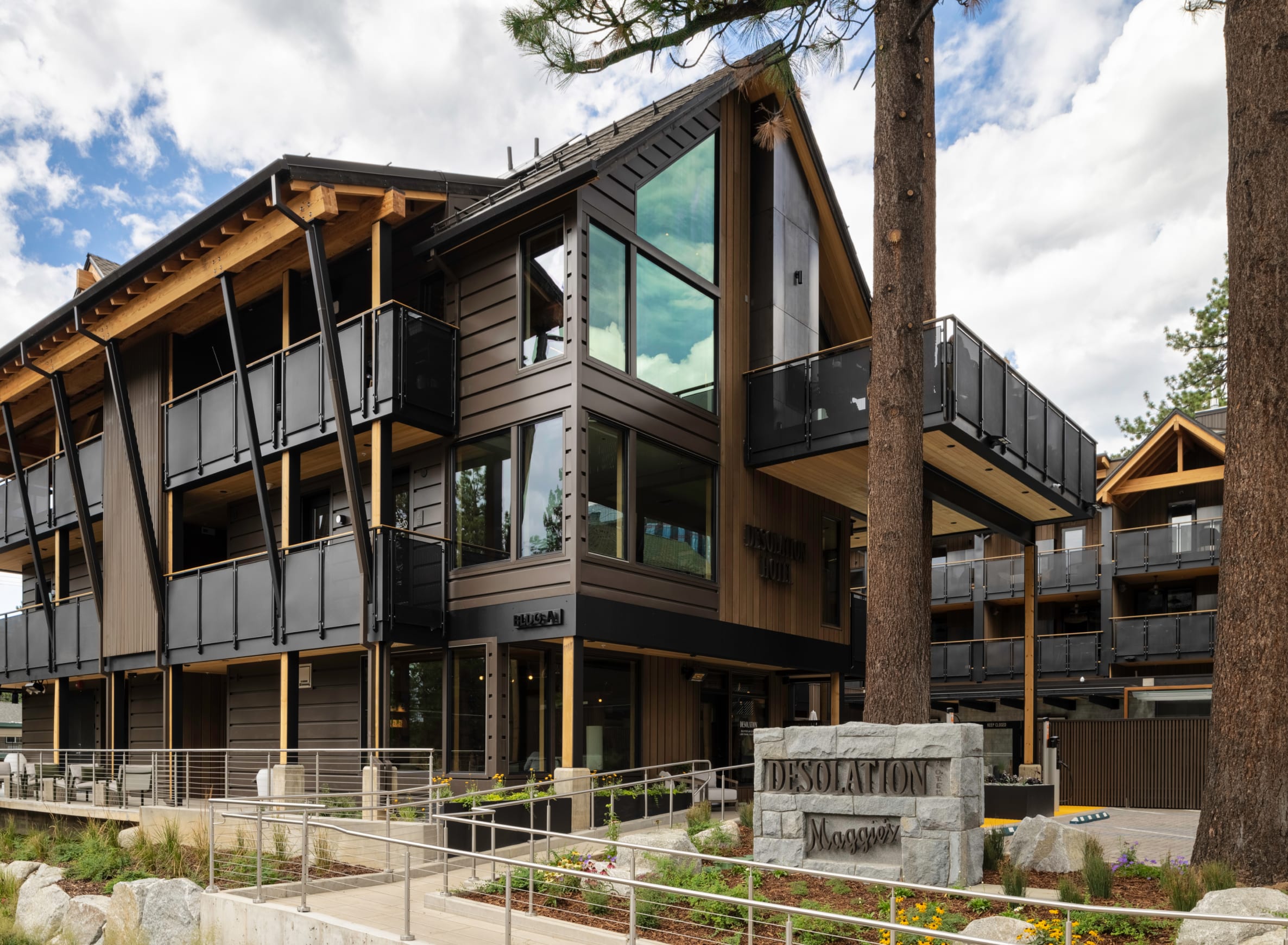 Desolation Hotel Lake Tahoe