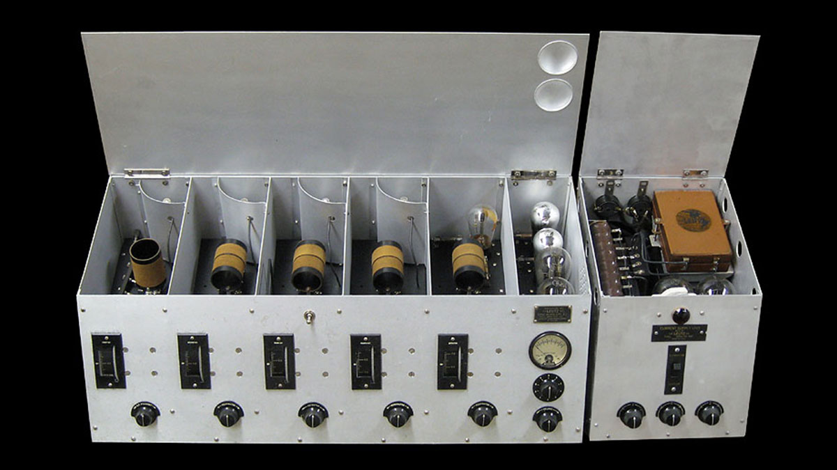 Regency TR-1 superheterodyne transistor radio | teardownit | Hackaday.io