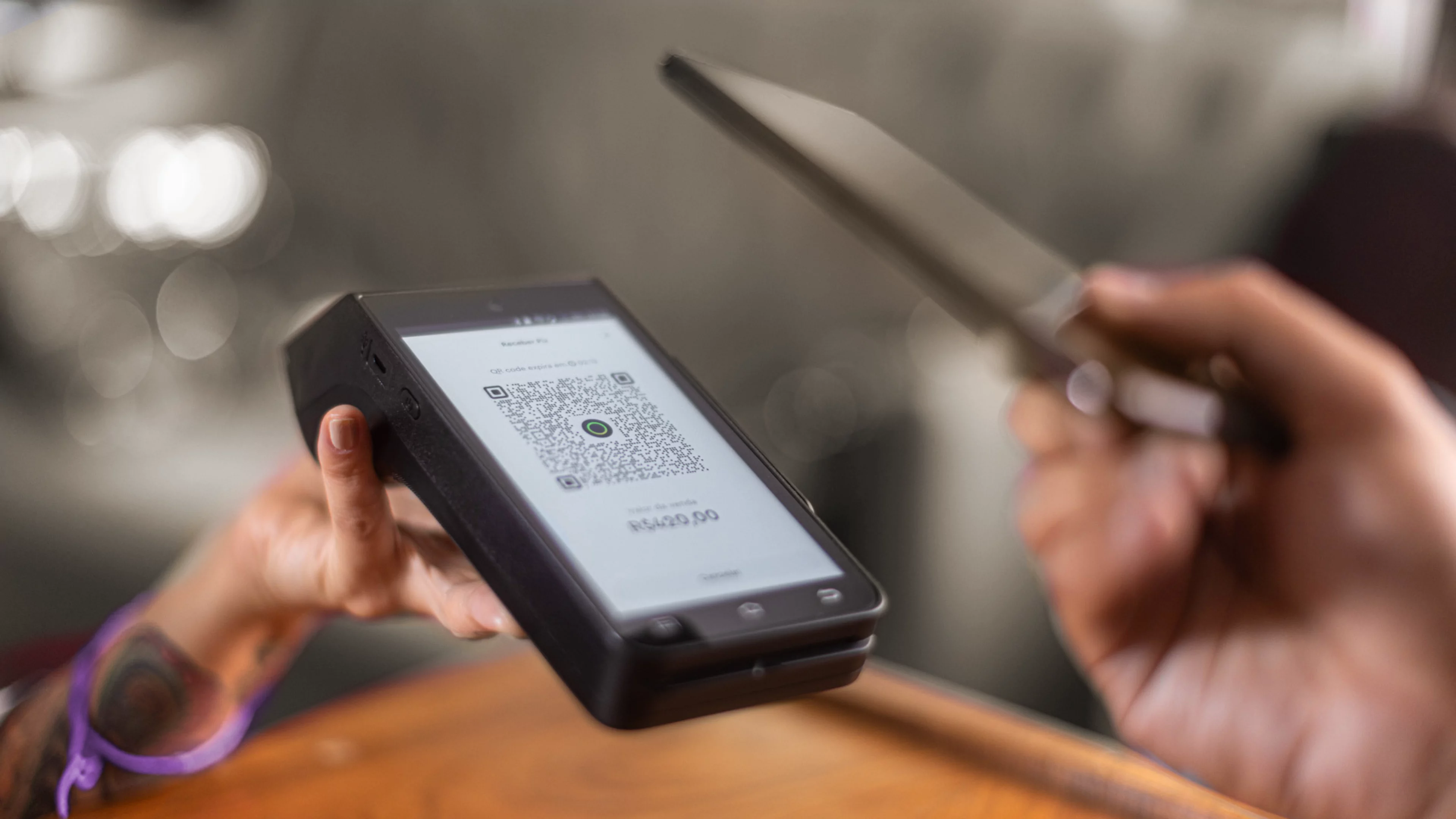 Guia completo do Pix para contas jurídicas: como funciona, taxas e ...