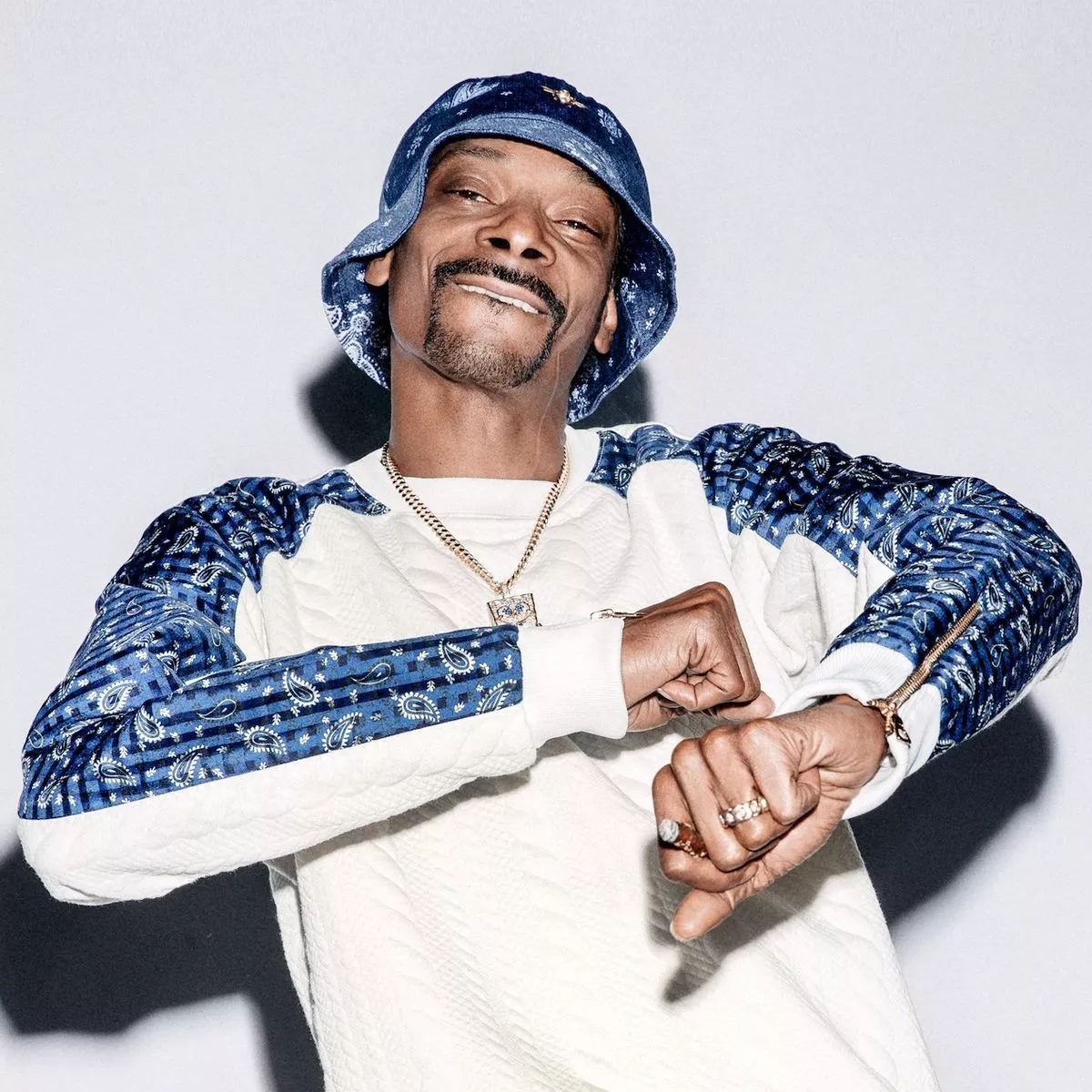 Snoop Dogg's "Quitting Smoking" Prank Revealed as Smokeless Fire Pit Ad