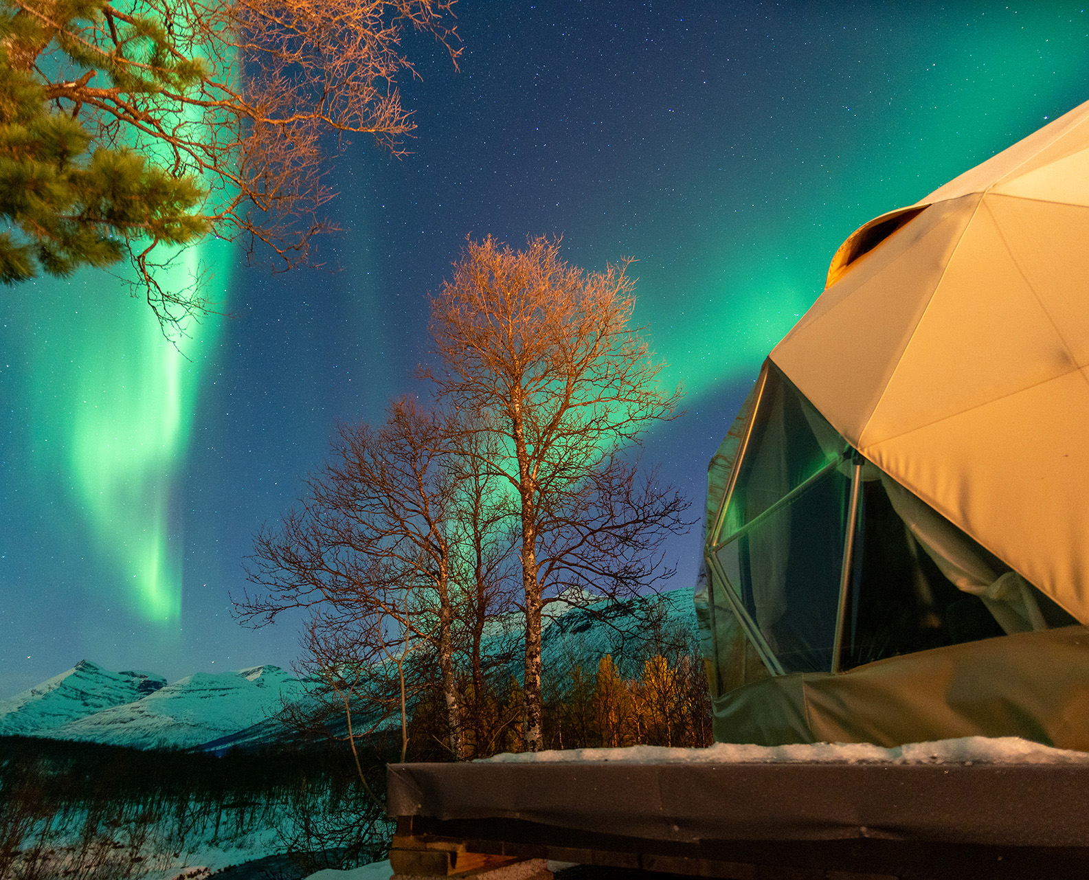 Stay overnight in the wilderness