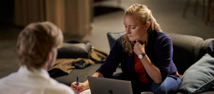 Ansatt slutter og krever lønn for ferie som ikke er avviklet