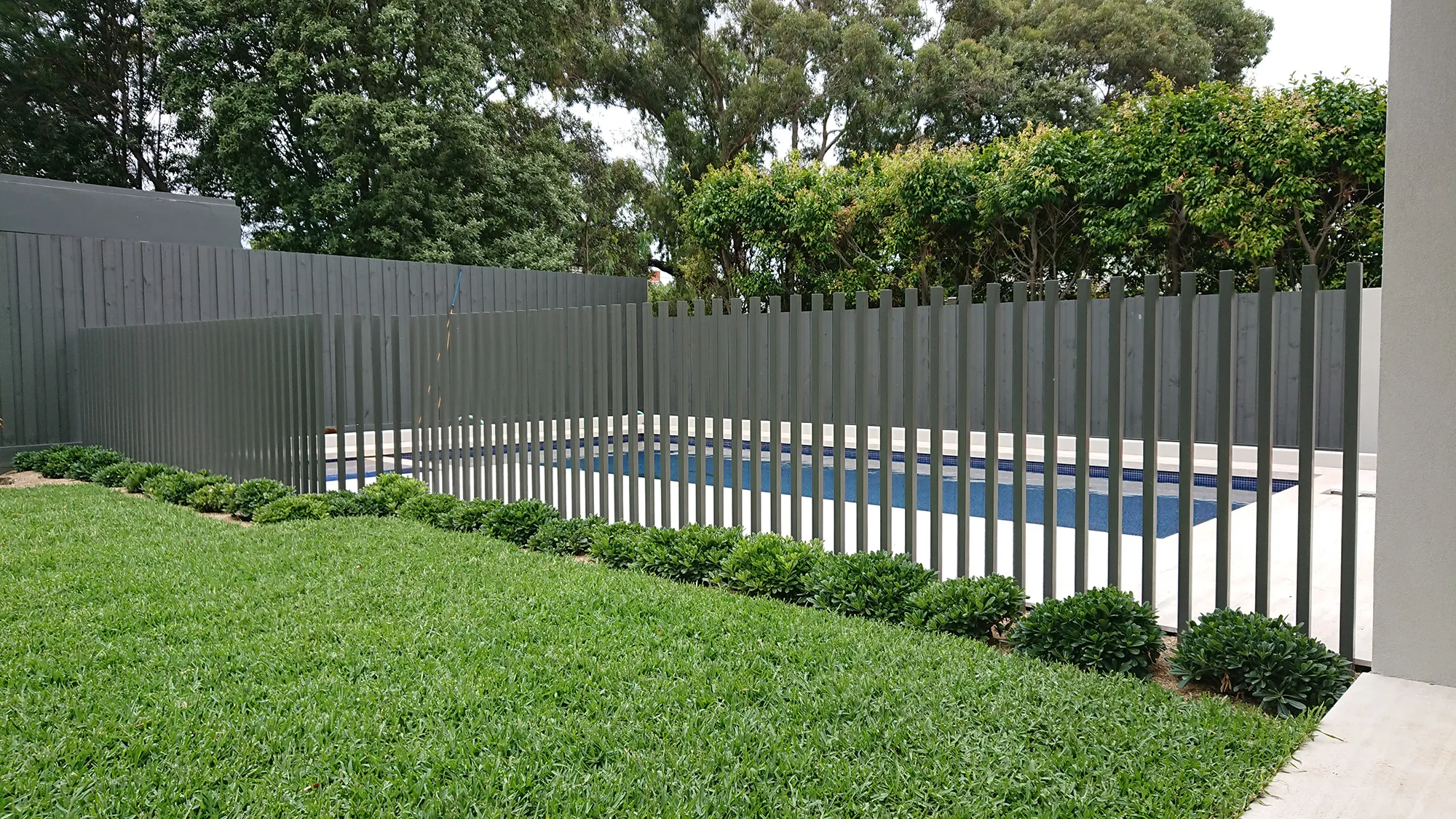 Aluminium Fencing Melbourne | Environ Metal Designs