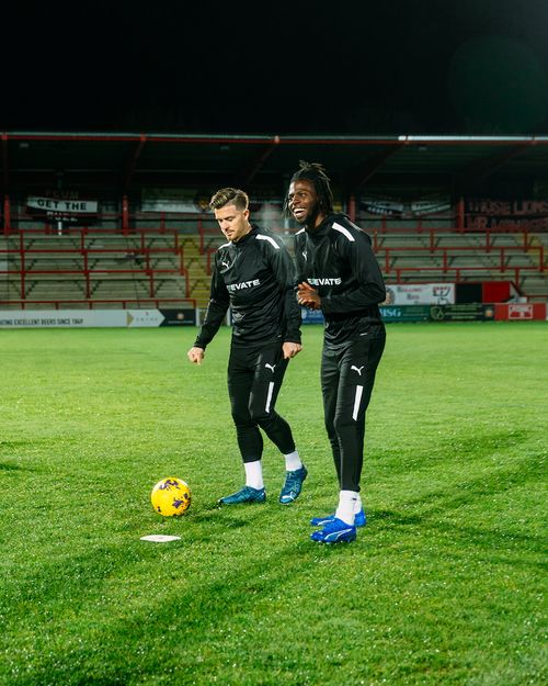 The Importance of Teamwork and Communication in Football - Ellevate ...