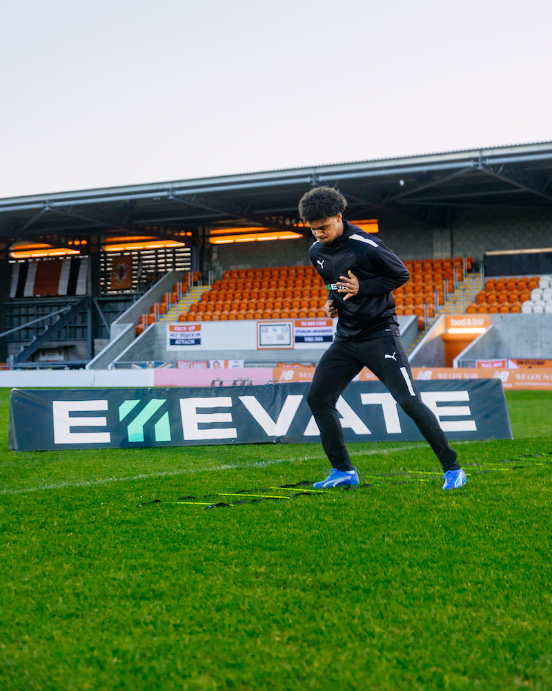 What Do Scouts Look for in a Football Player? - Ellevate Football