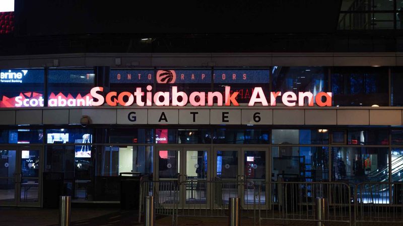 Scotiabank Arena Limo Service - Luxury Limos