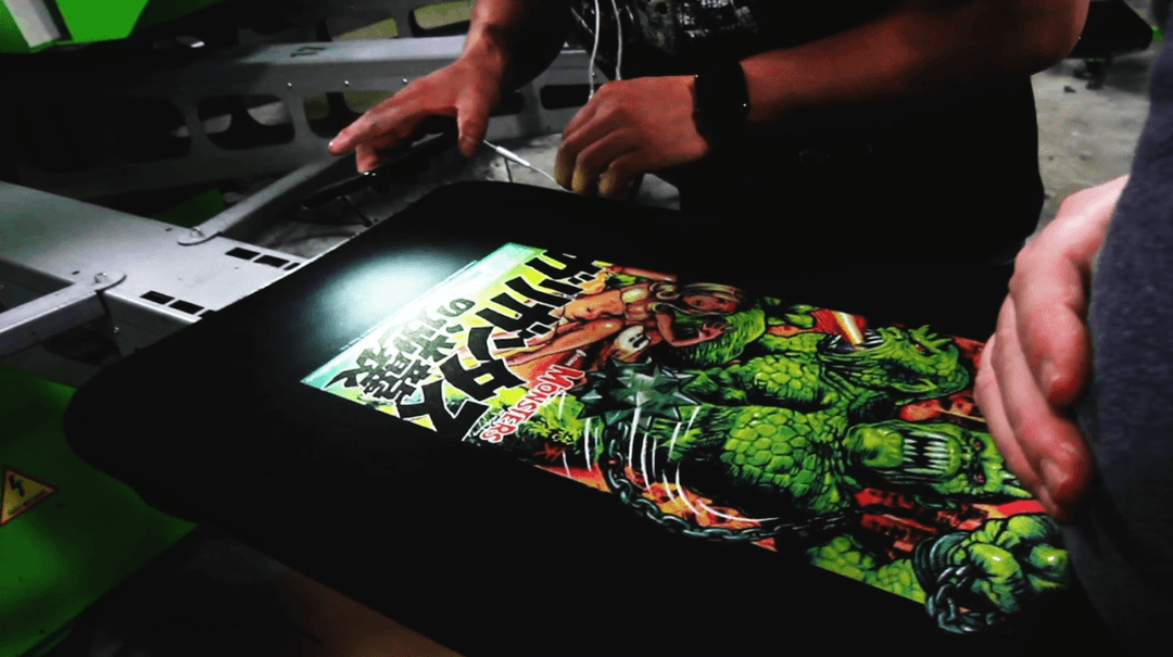 The Advantages of Customizing Apparel with Screen Printing