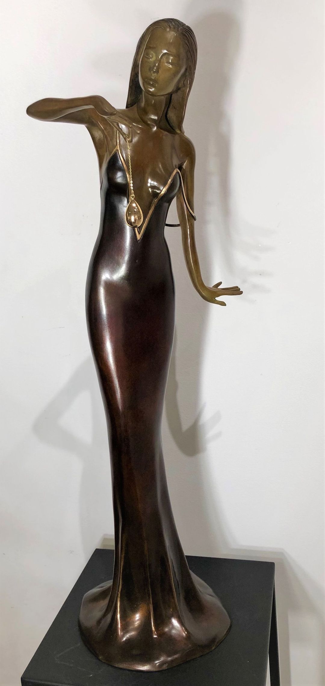 MARIE-PAULE DEVILLE CHABROLLE – Expositions à Artclub Gallery