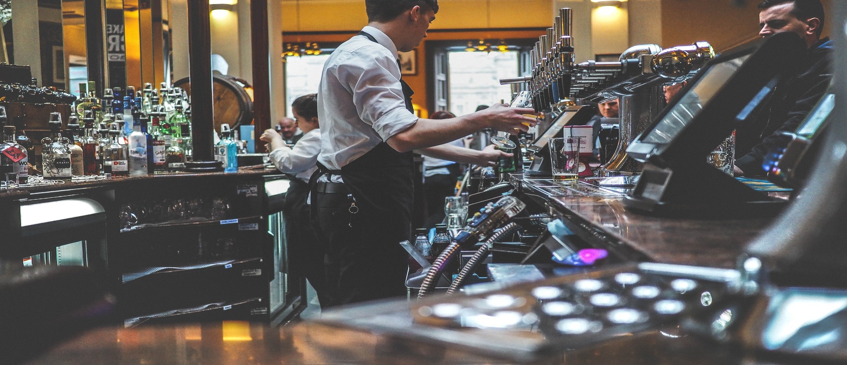 Tips for Using an On-Demand Hospitality Workforce - shiftNOW