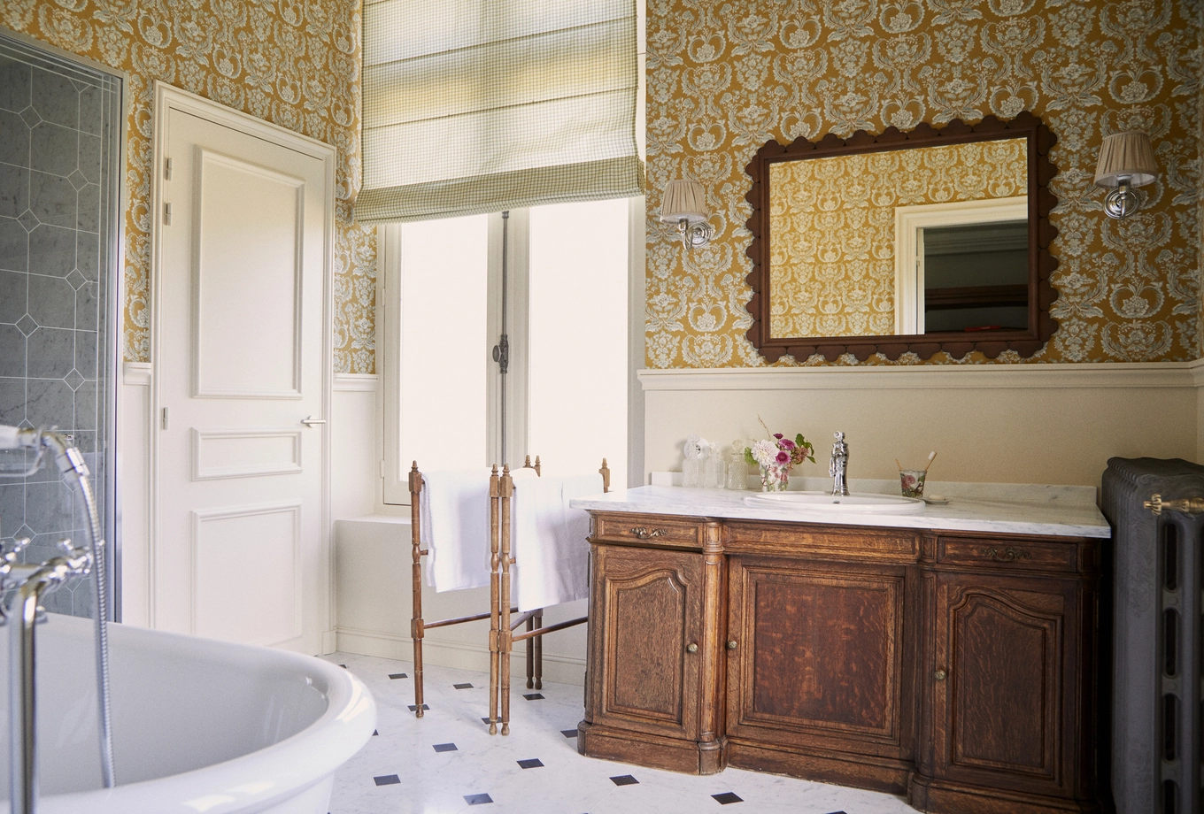La Suite De L Abb Bar Piscine Abbaye Des Vaux de Cernay la-suite-de-l-abb-bar-piscine-abbaye-des-vaux-de-cernay