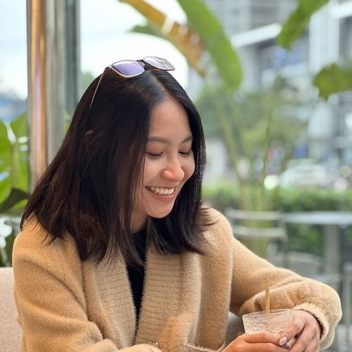 23 Fun, Innovative Team Meeting Ideas for Hybrid and Remote Teams