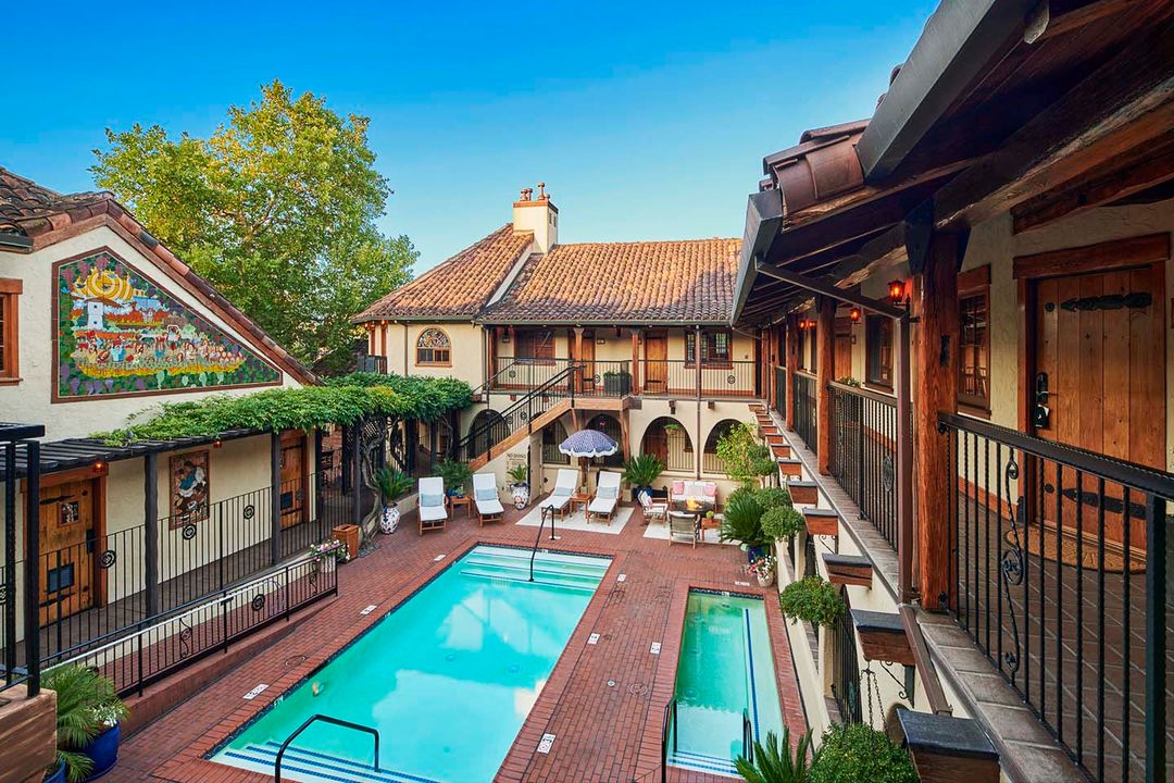 O'Brien Riverwalk Boutique Hotel