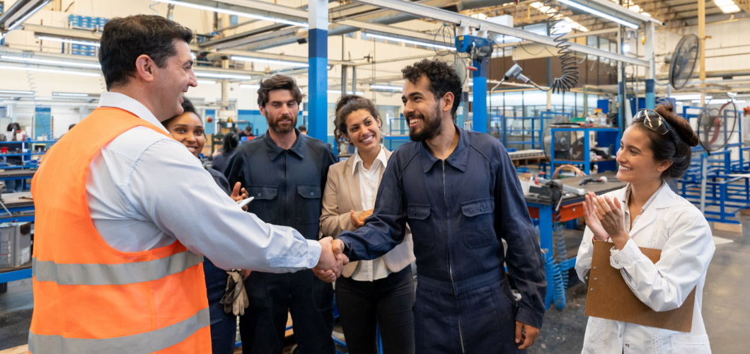 How Employee Recognition Impacts Business Initiatives at Large Companies