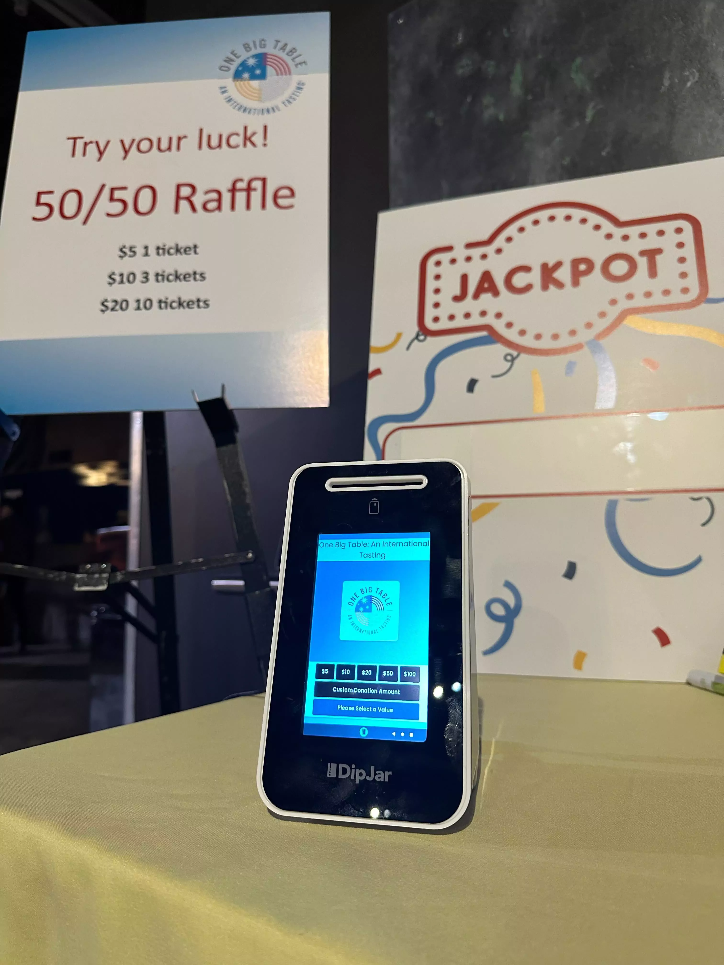 DipJar | The Cashless Fundraising Solution for Giving