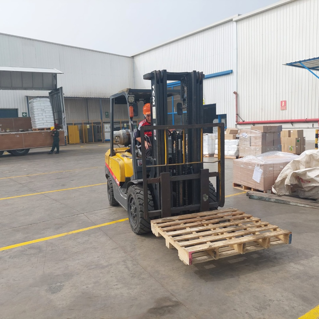 Seguridad en Operaciones con Montacargas | Manual Práctico