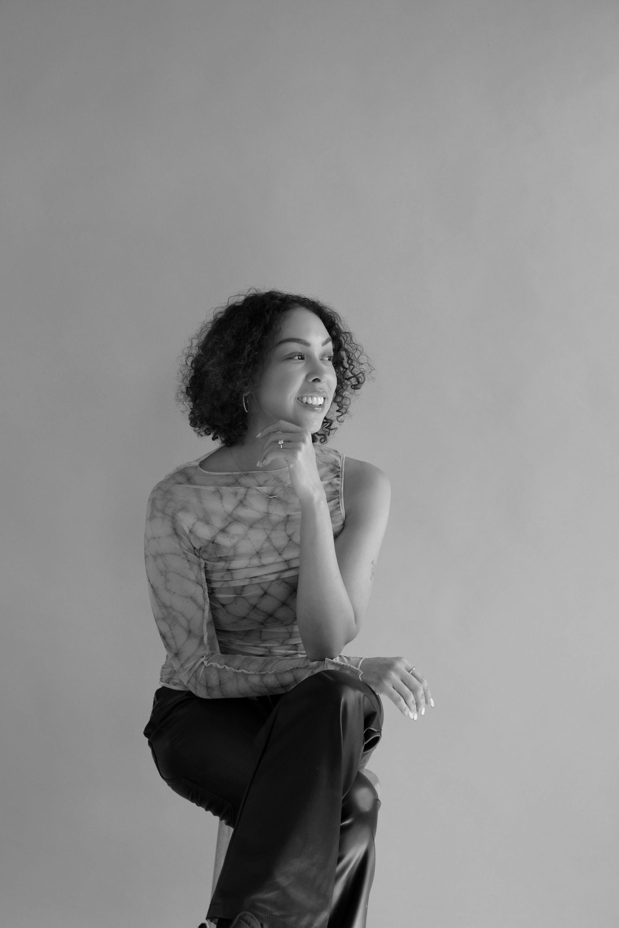 Elise Swopes - Instagram Sensation Turned Art and Business Mogul | Homepage