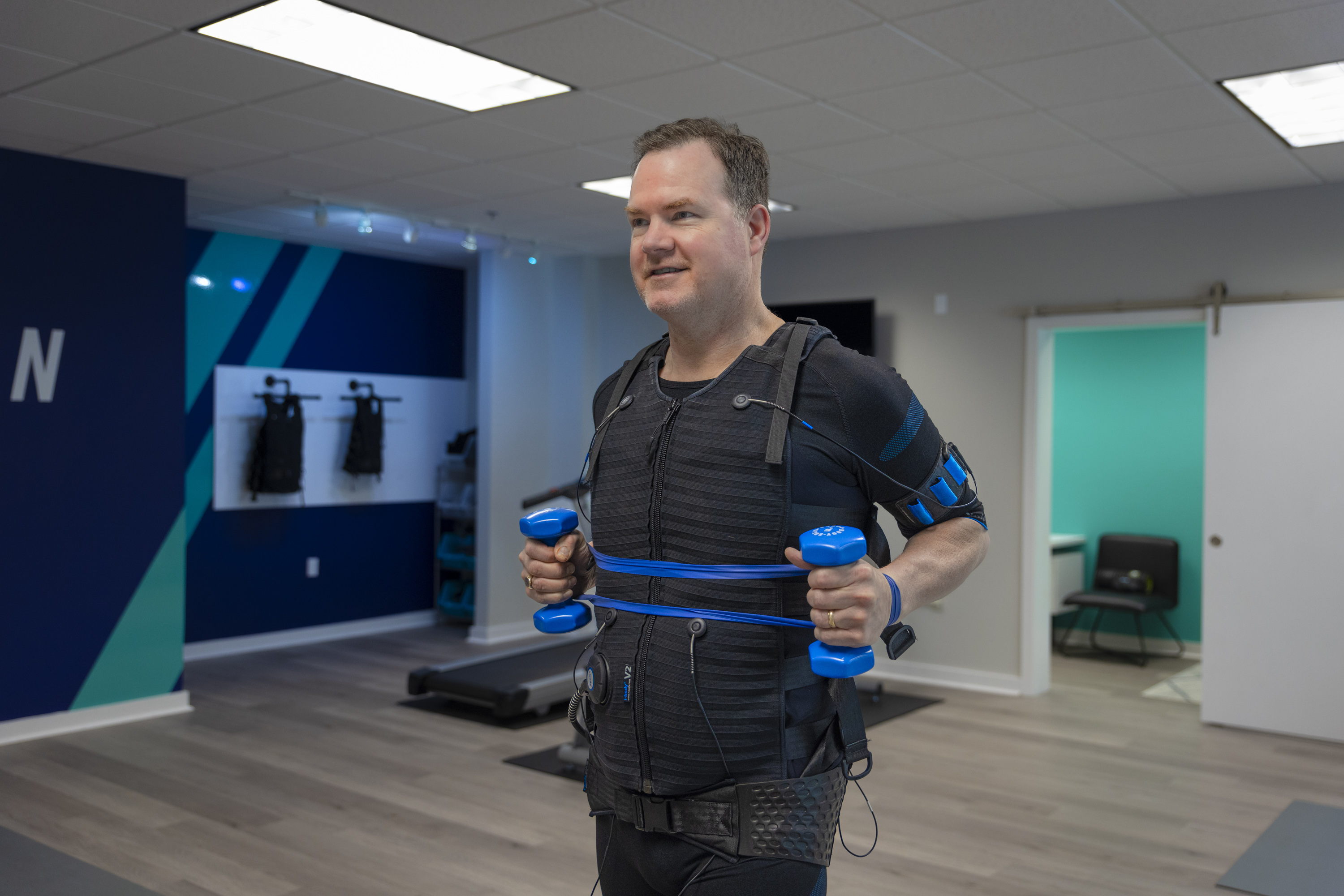 A Personalized Guide to EMS Workouts | Strongvibe