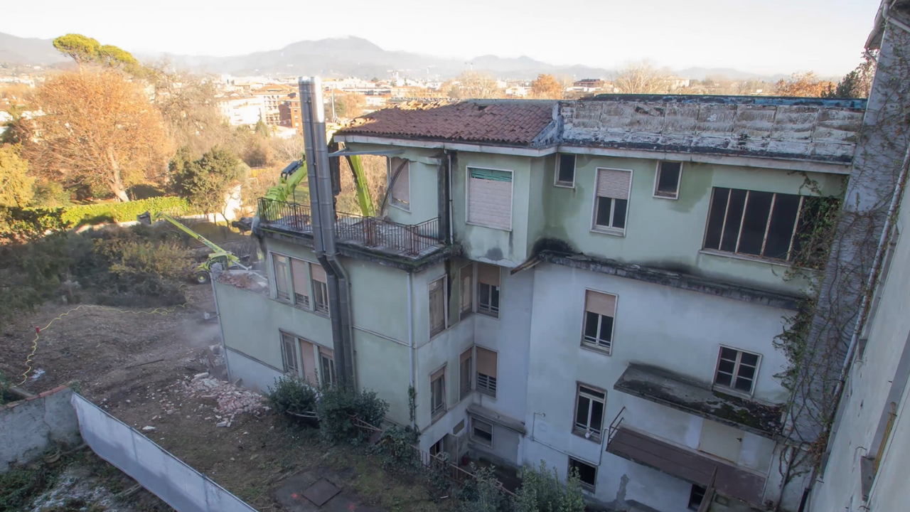 Orti Nuovi, Bergamo: demolition work progresses