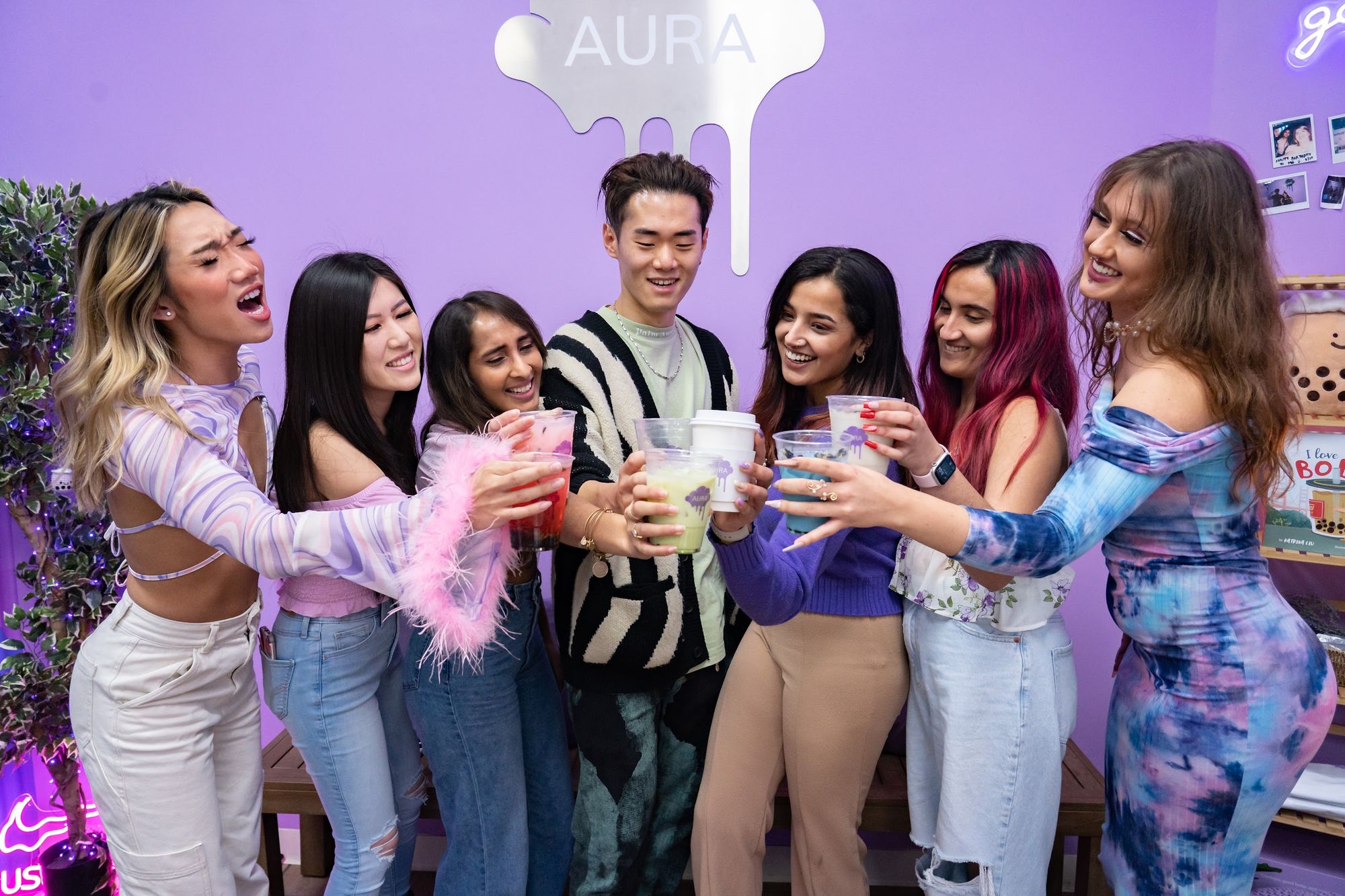 Aura Tea & Coffee - Home