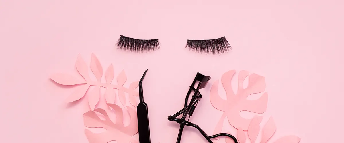 Benefits of Custom Lash Packaging for Business Owners