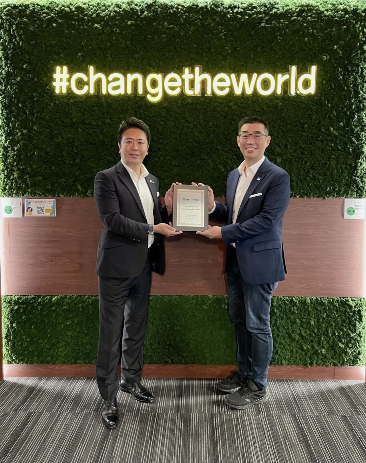 Visit to M-DAQ from the Mayor of Fukuoka, Sōichirō Takashima and Team ...