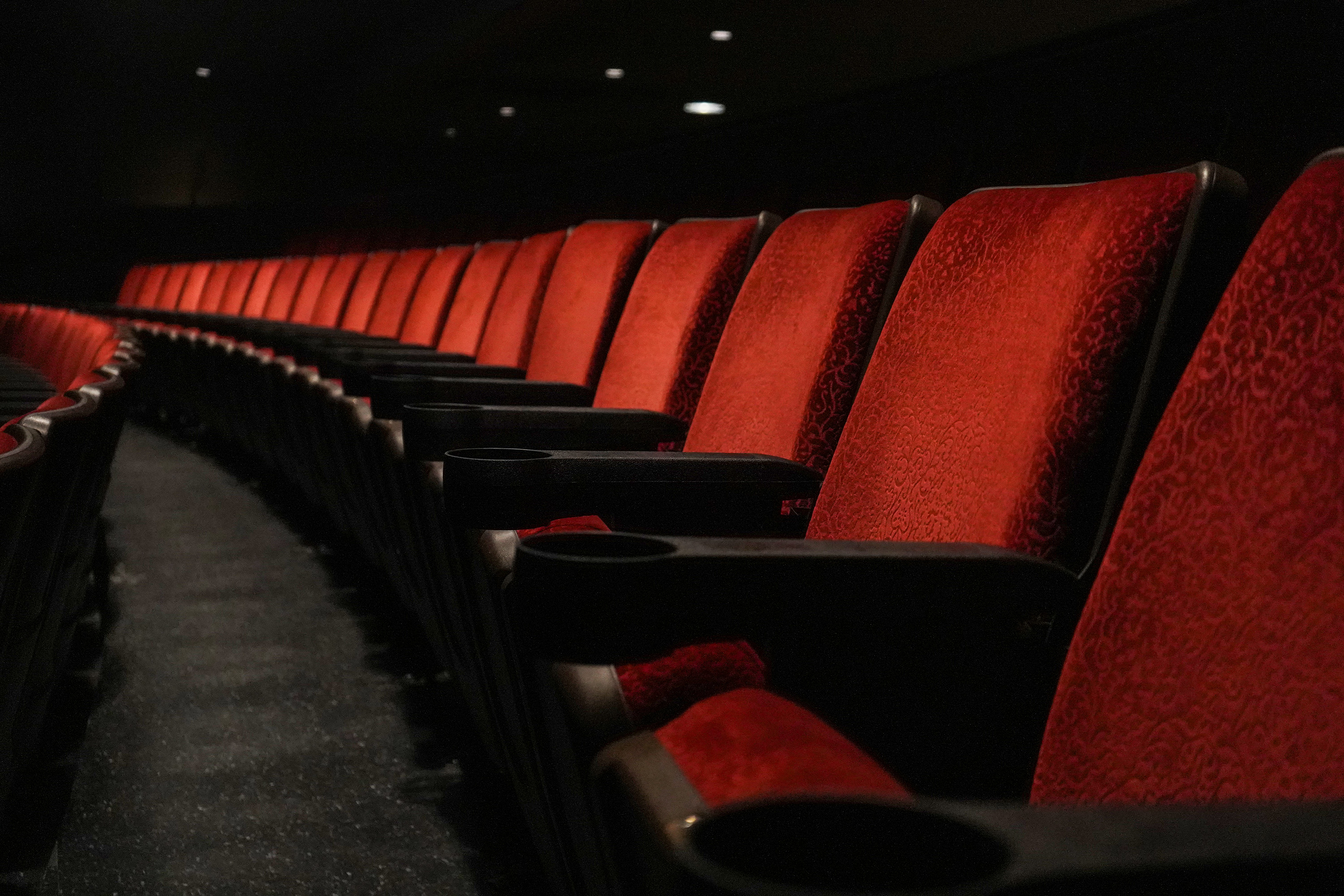 Donate | Duluth Playhouse