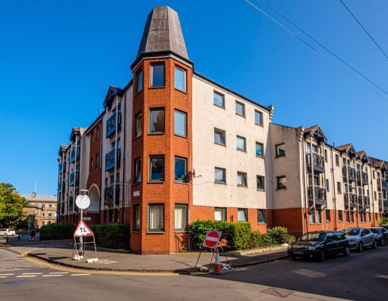 Fenton Court & Liberty Court East Finchley