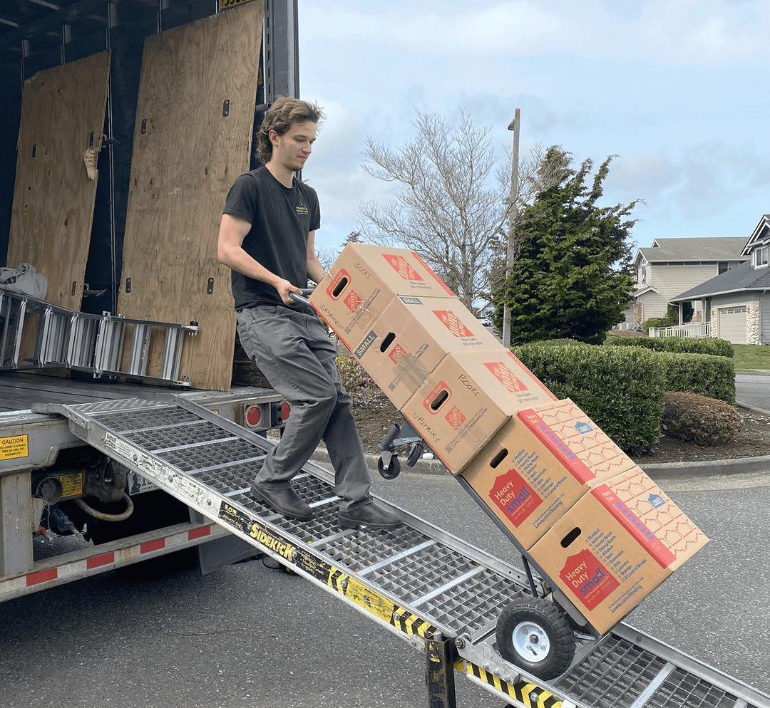 Unloading Movers | Unloading Delivery Truck | Thumbs Up Movers