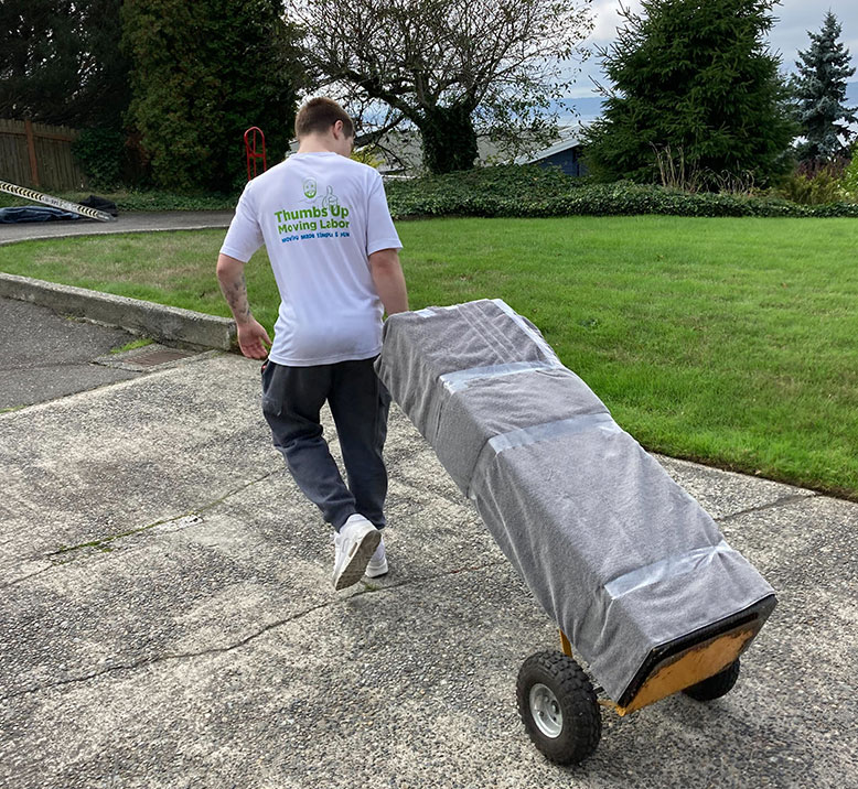Movers Lake Stevens | Thumbs Up Movers | Movers Near Me