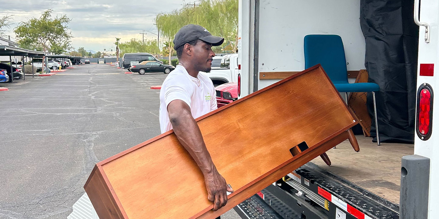 Meet Your Movers: Keon's Journey - From College Football Star to the ...