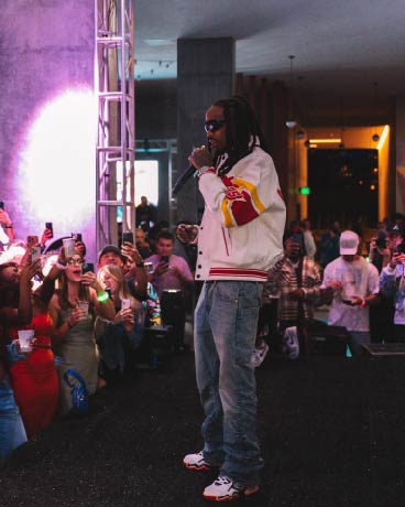 A community for the constantly curious. | X Phoenix