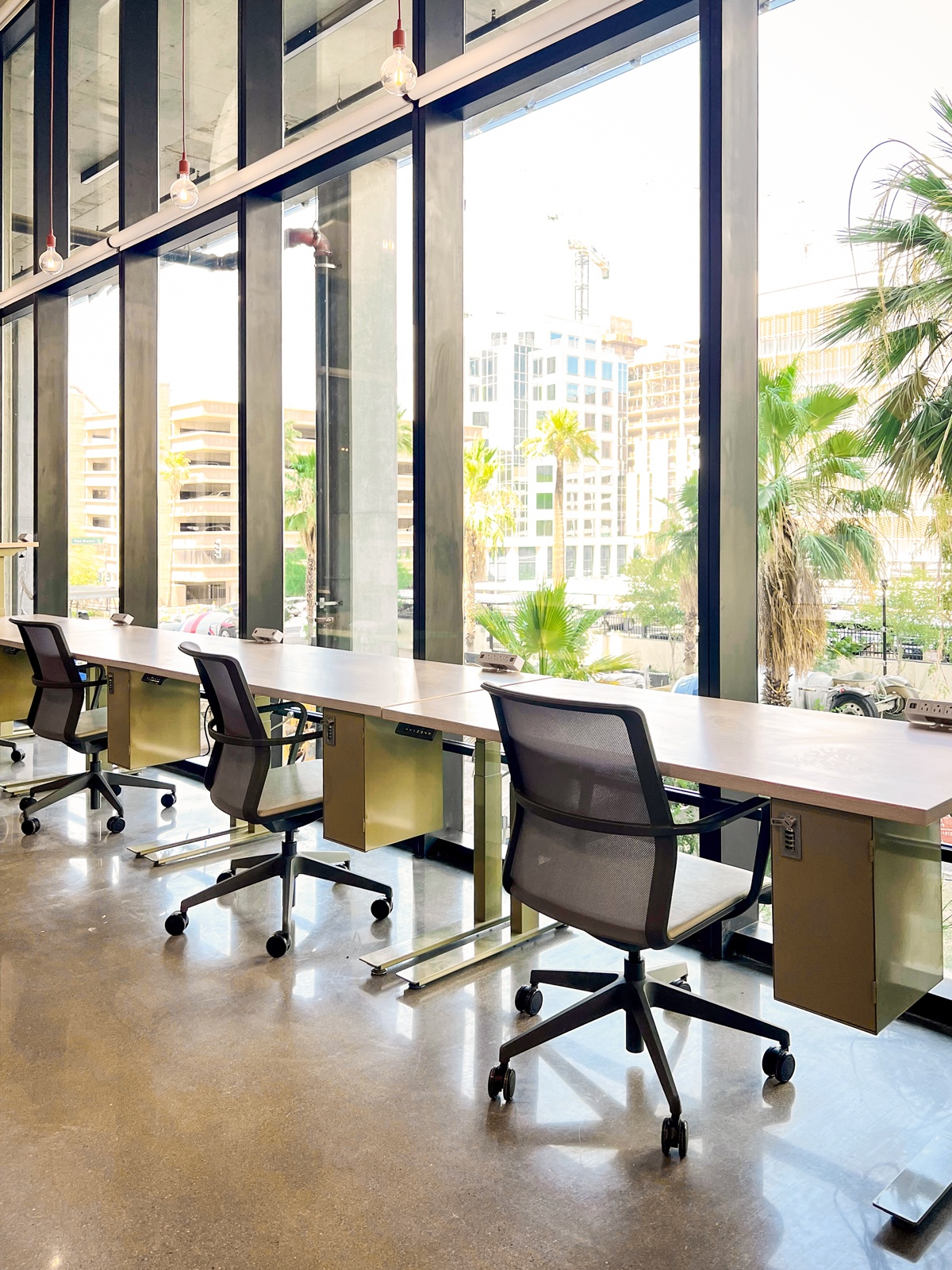 Exclusive workspaces for you to get things done | X Phoenix Coworking