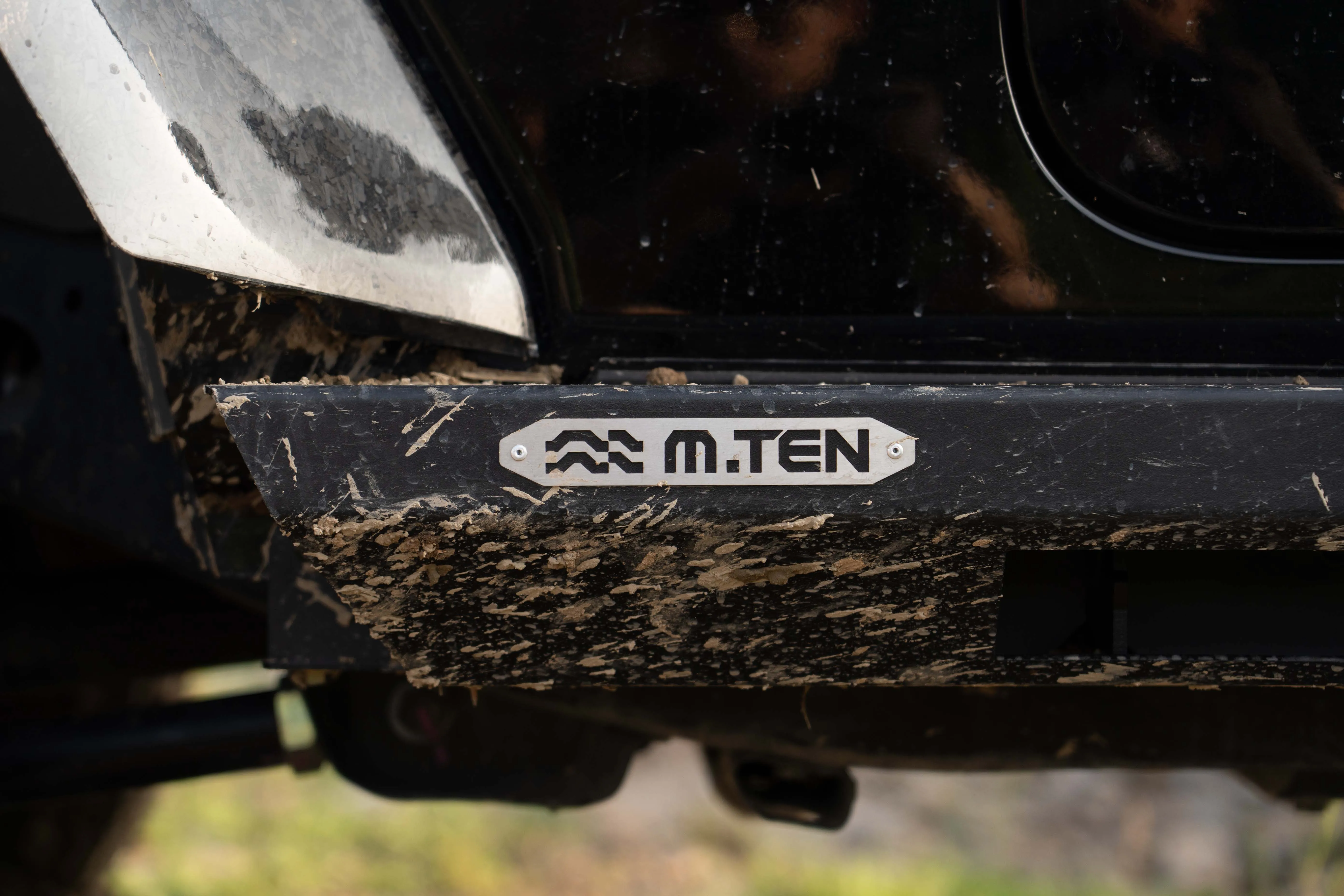 Product - Powered off-road step bumper