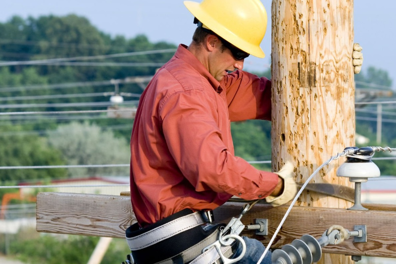 A step by step guide to power pole installation process ...
