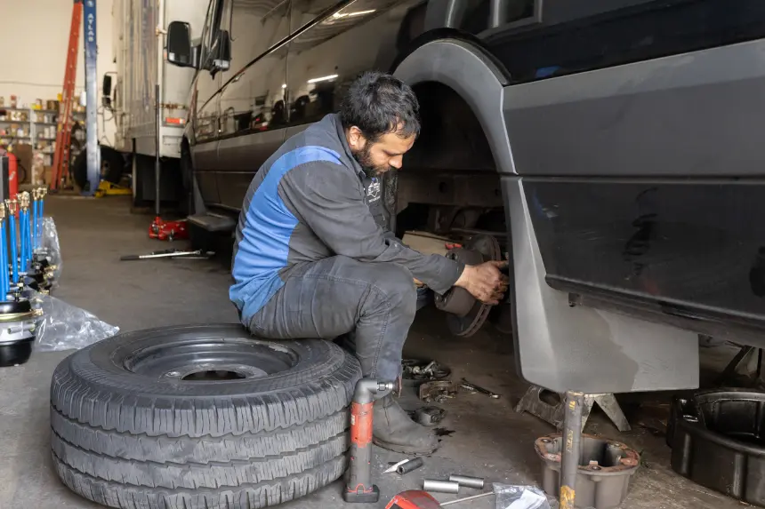 Truck Brake Repair in Lorton, VA | Elite Truck & Fleet Service