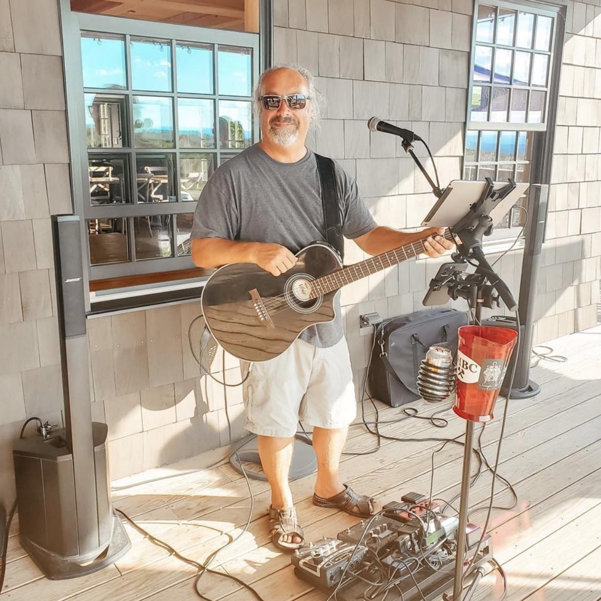 Live music at the Pavilion Beach Bar