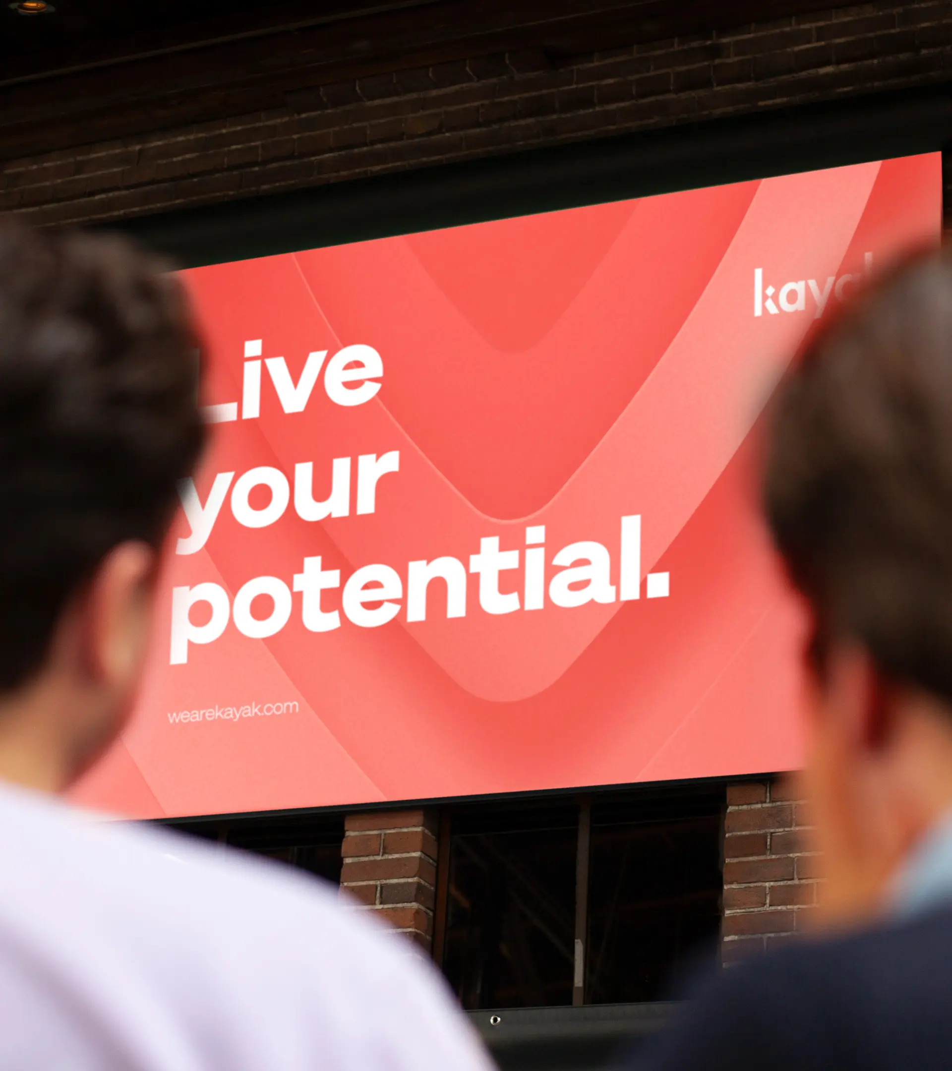 Momkai.com | Reimagining an established brand to unlock human potential