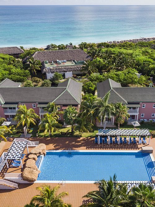 Valentin El Patriarca Varadero | Air Canada Vacations