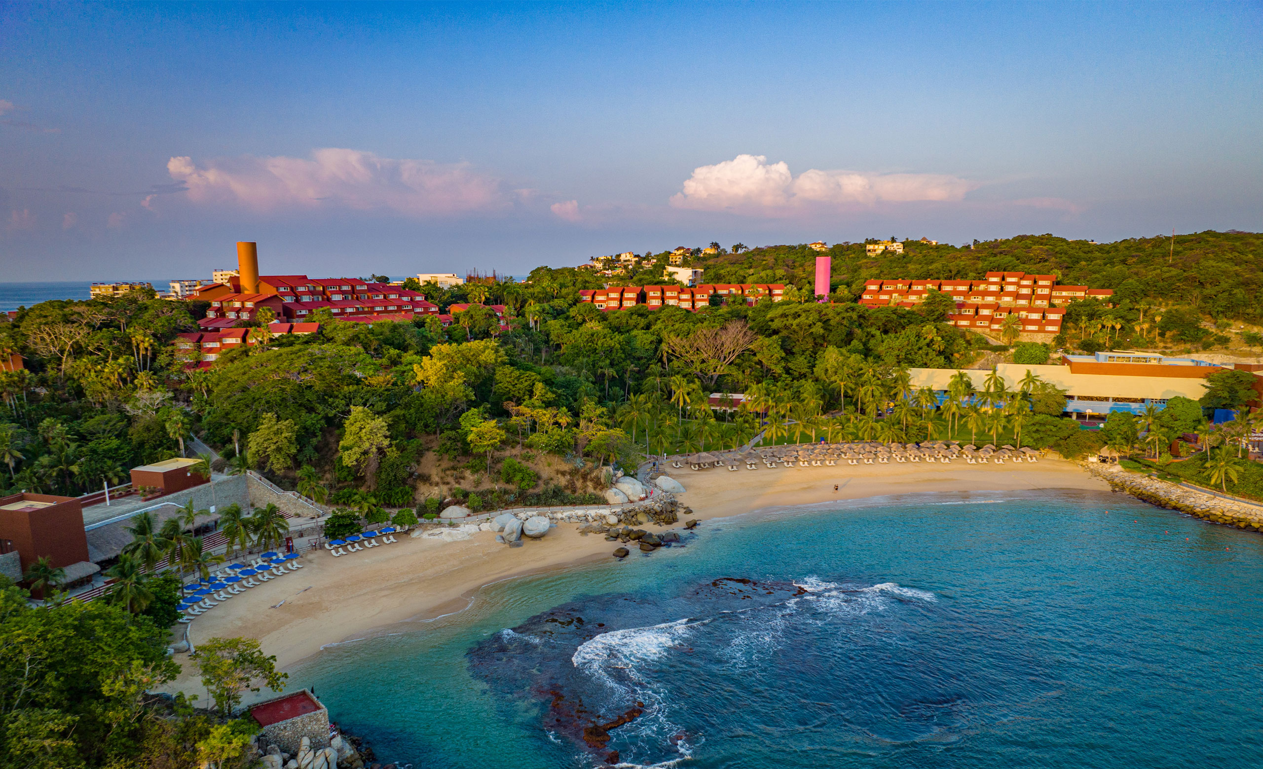 Las Brisas Huatulco | Air Canada Vacations
