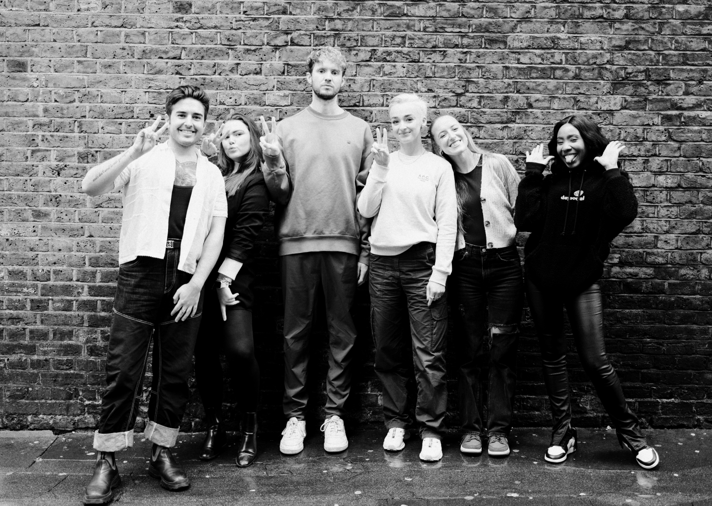 Unknown Expertise - Creative