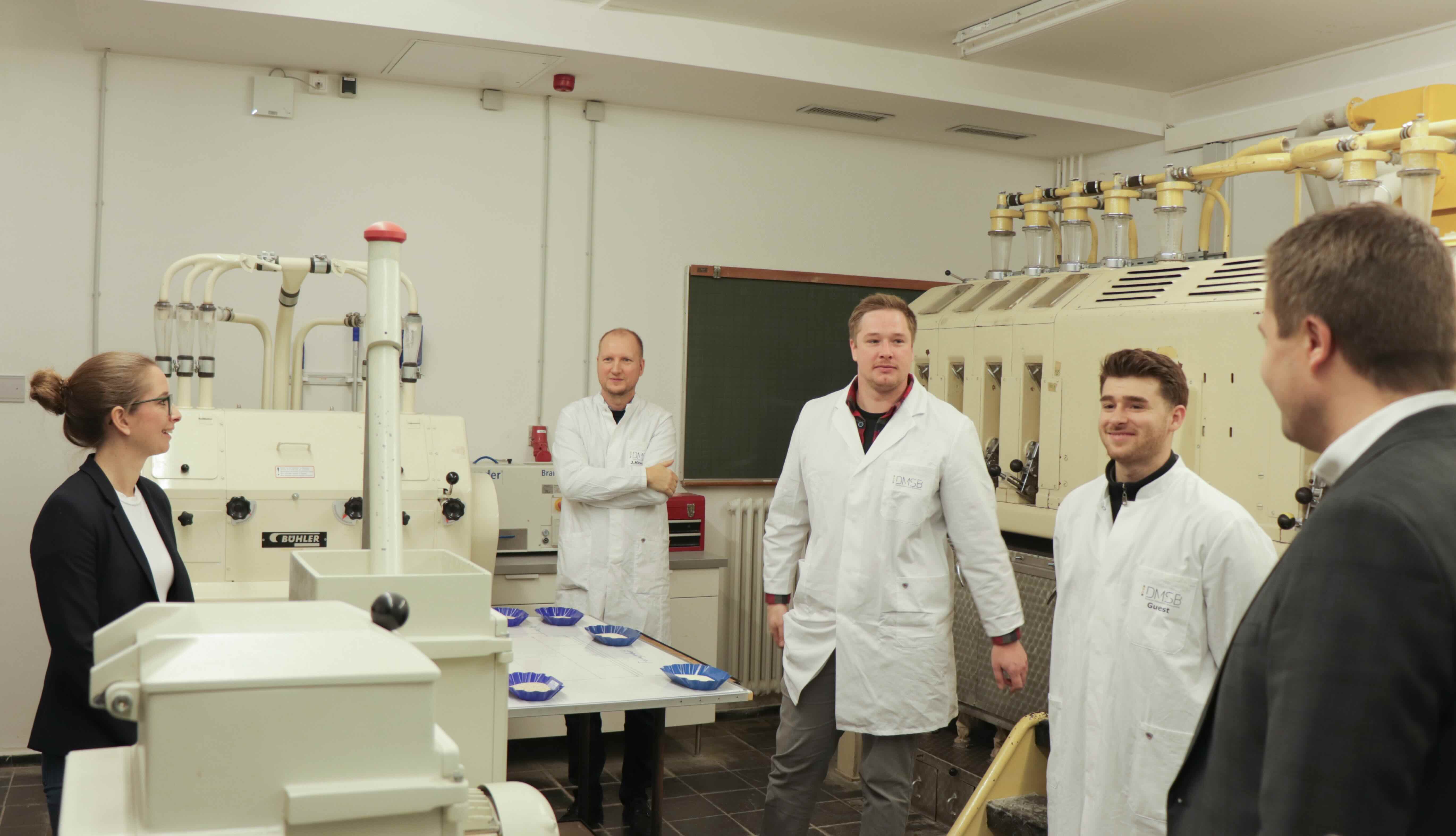 Niedersächsische Landtagsabgeordnete besuchen Deutsche Müllerschule ...