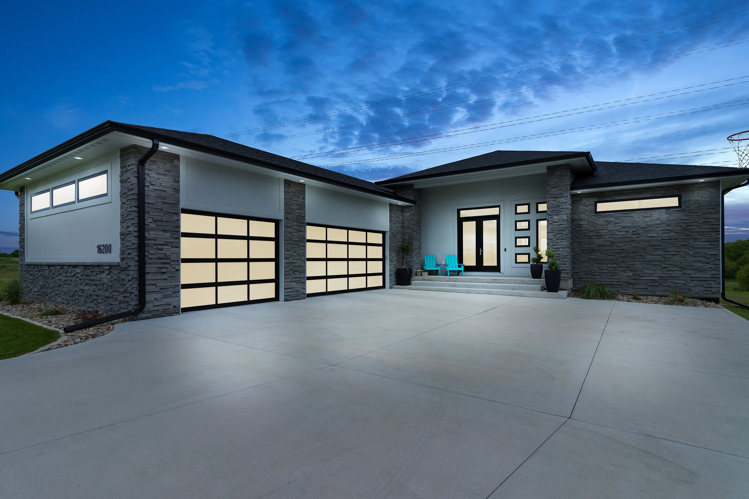 Luxury Home Building Company in Des Moines, IA | MIR Homes Inc