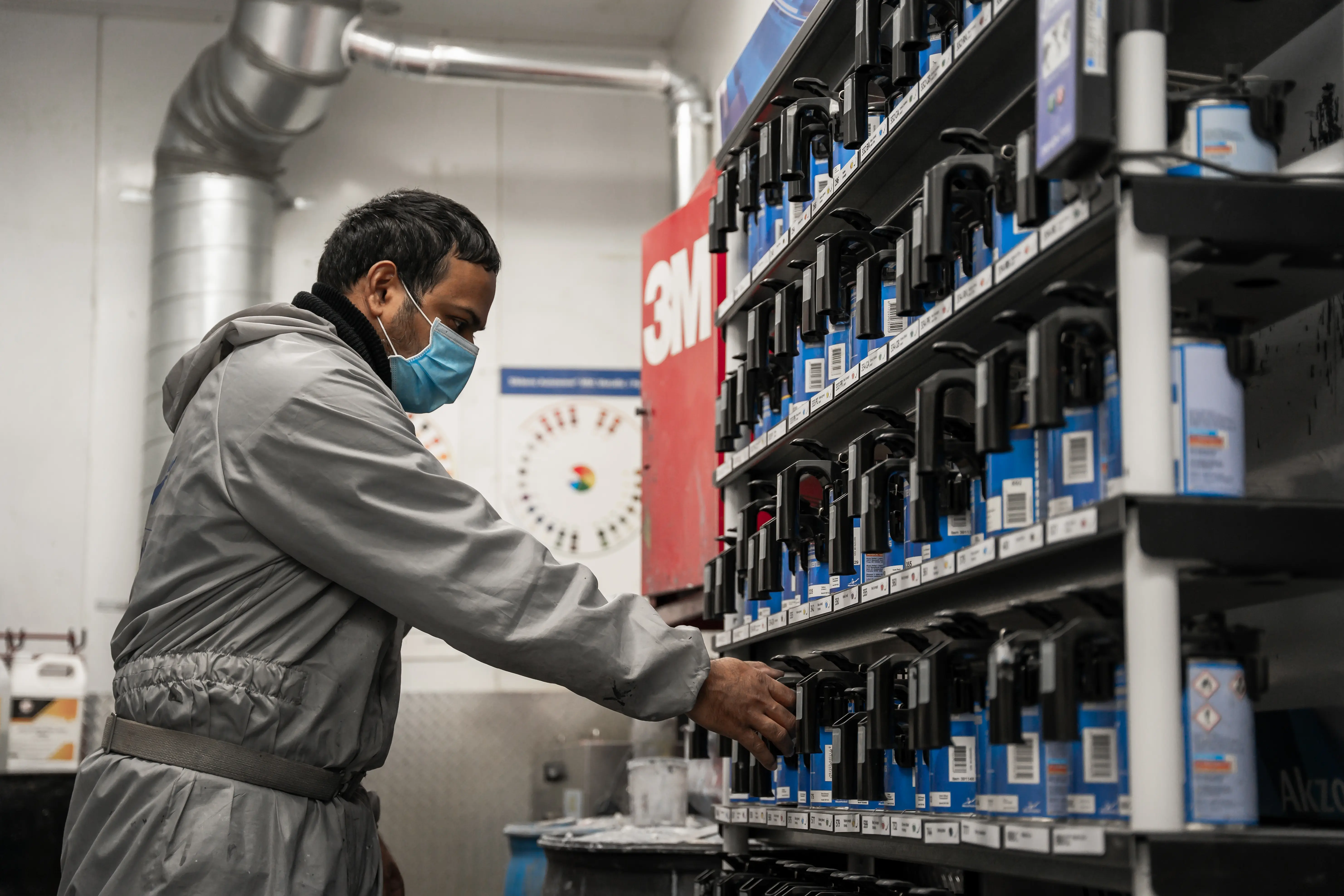 Paint Refinishing Services Ontario | CSN 427 Auto Collision