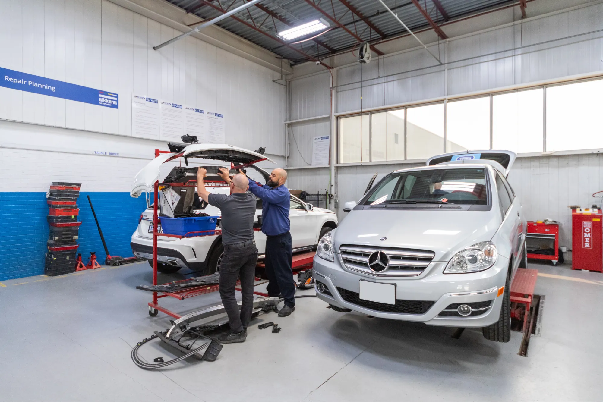 Our Auto Body Repair Services Ontario | CSN 427 Auto Collision