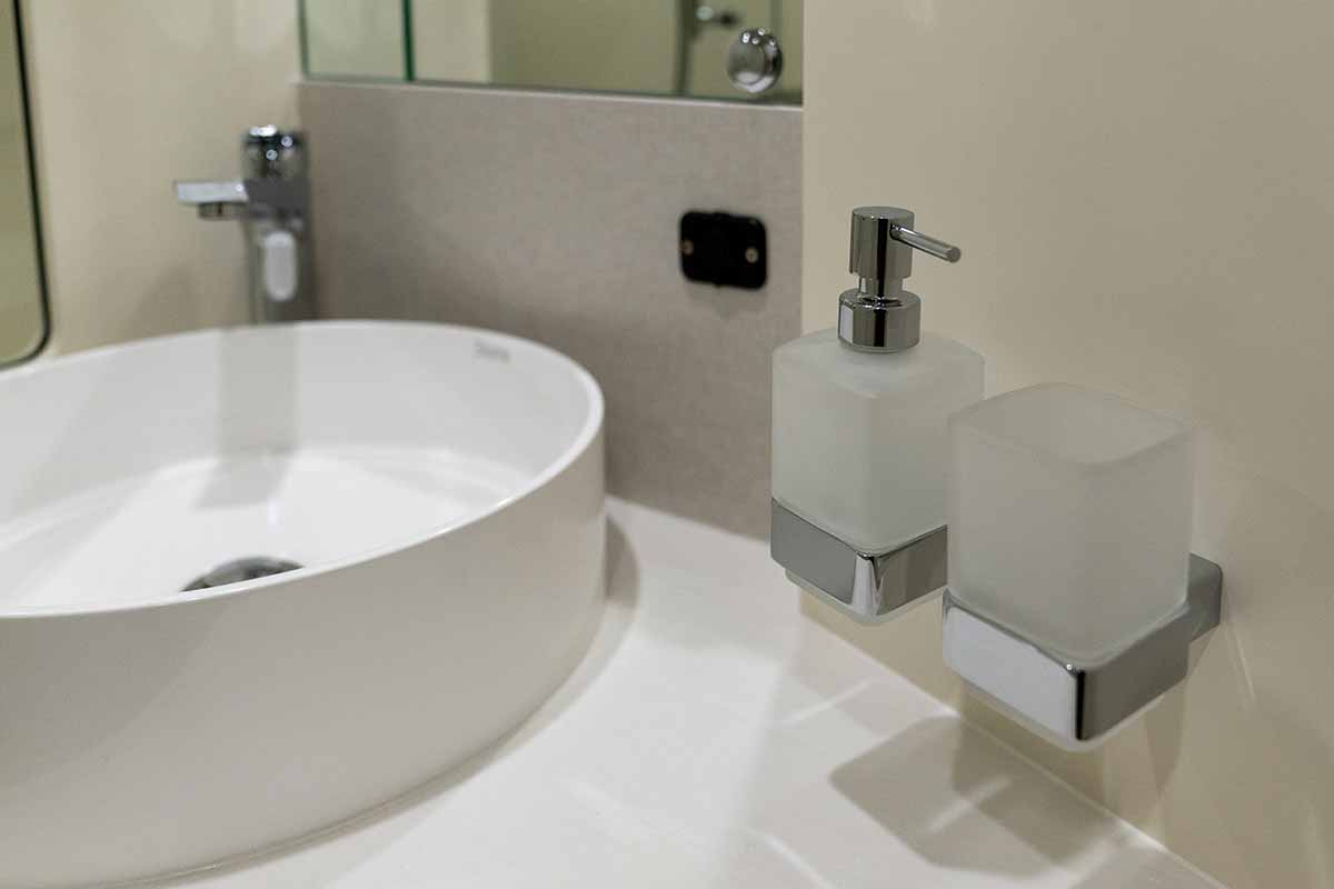 Dickey Boats Semifly 45