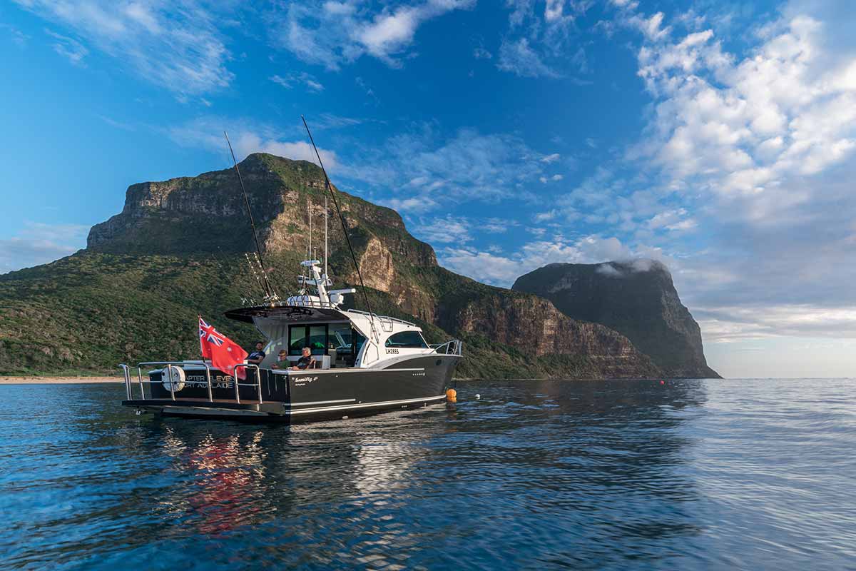 Dickey Boats Semifly 45