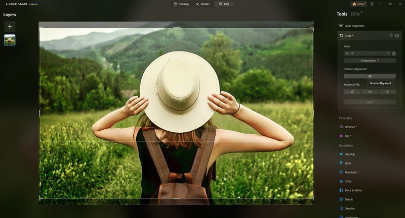 Straighten Photos: Image Straightener | Skylum